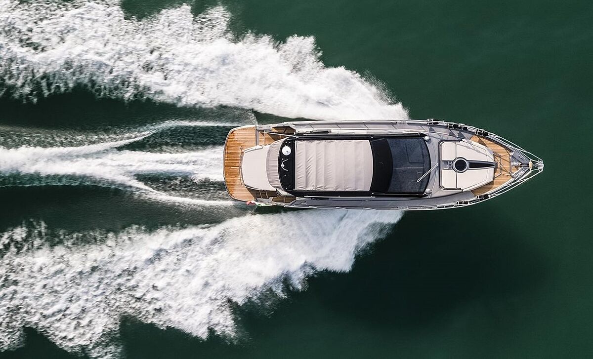Tjekket Cranchi M44 HT får danmarkspremiere på Copenhagen Boat Show ...
